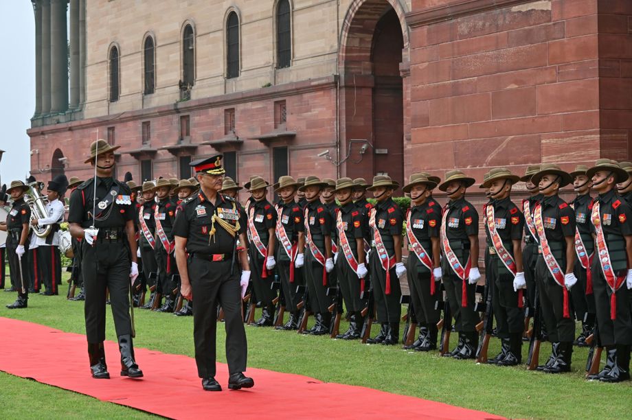 Indian Army Triumphs in Major Kasauli Forest Fire Containment ...