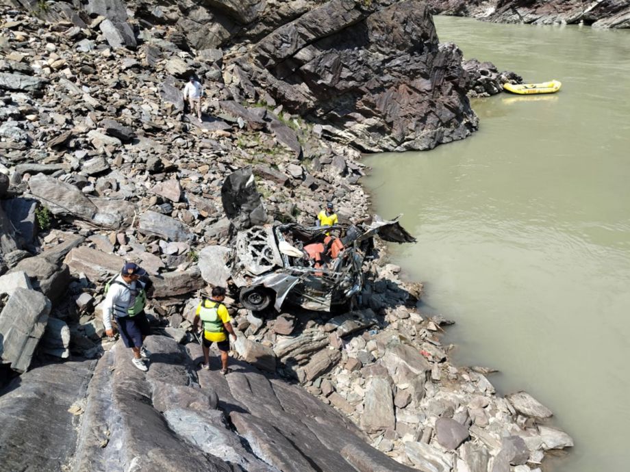 Innova Car Plunge Sparks Coordinated Rescue Efforts in Uttarakhand ...