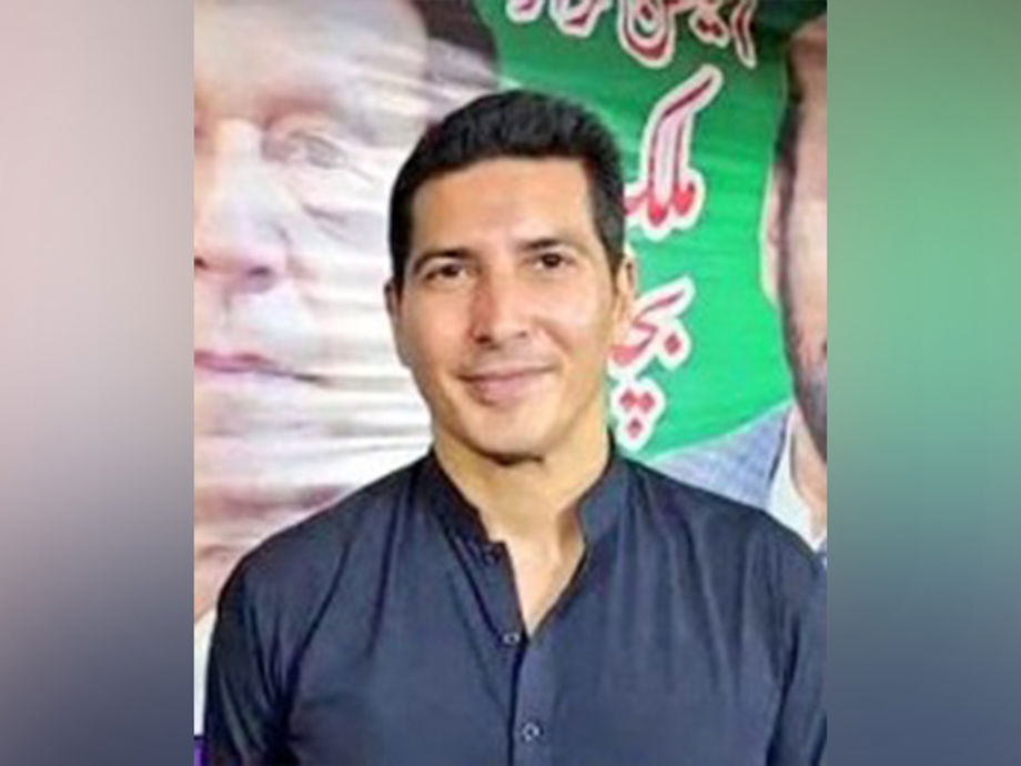 Imran Khan's Social Media Saga: Cyber Crimes Interrogation | Politics