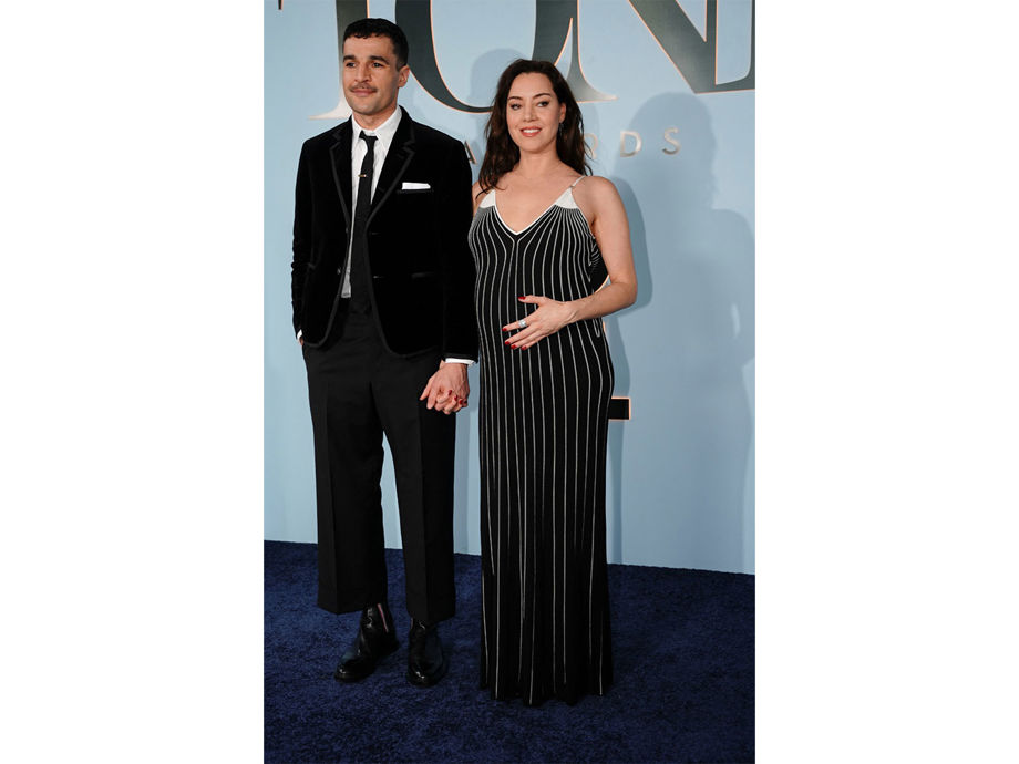 Aubrey Plaza Shines at Tony Awards with Baby Bump Reveal | Entertainment