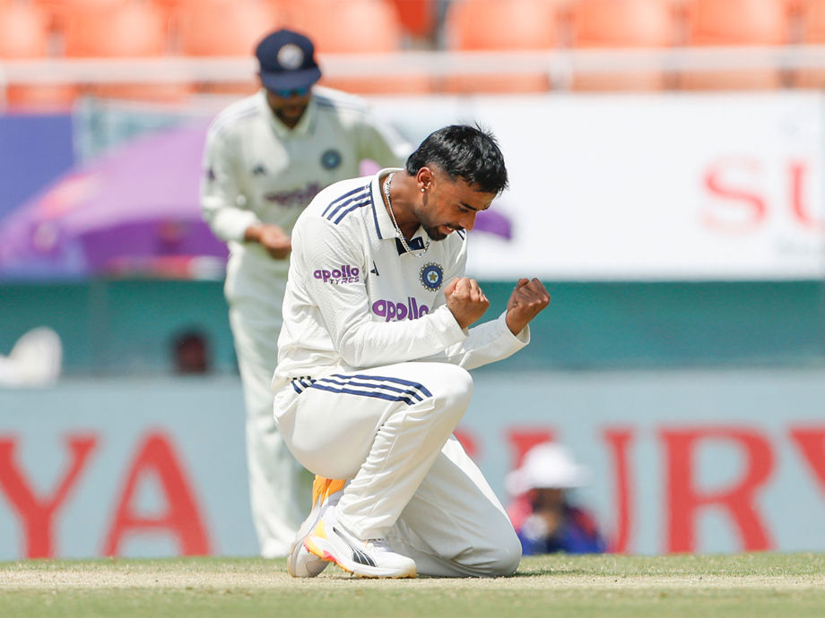 Debut Triumph: Manav Suthar's Test Journey Sparkles | Sports-Games
