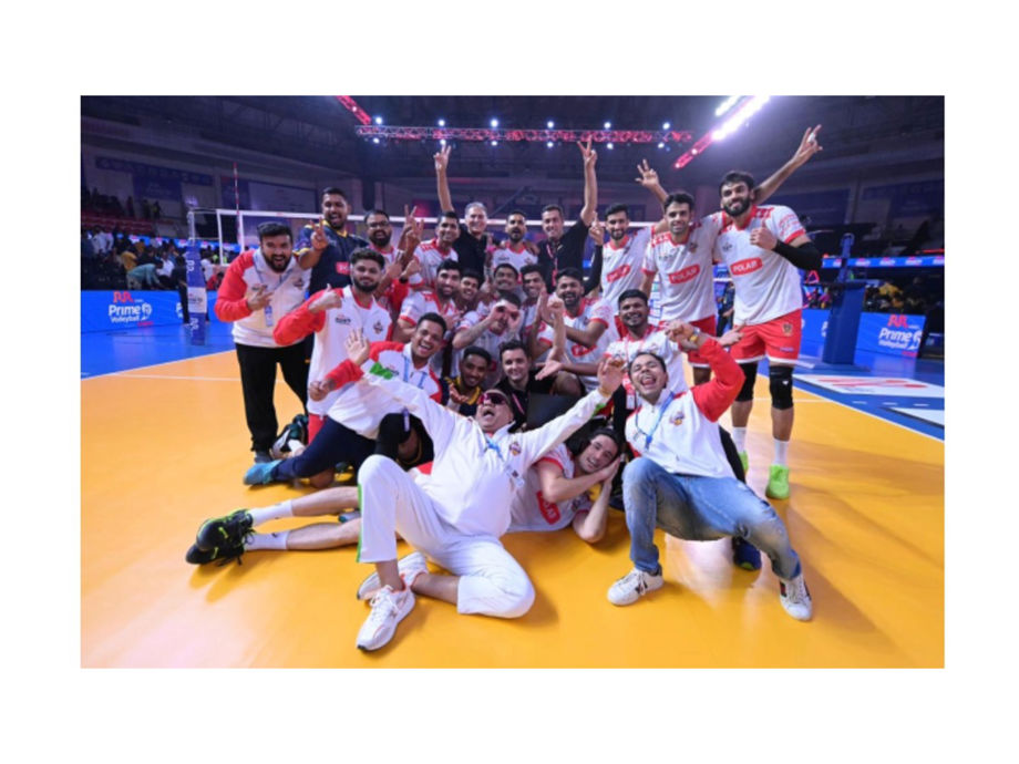 Kolkata Thunderbolts Dominate Chennai Blitz in Prime Volleyball League ...