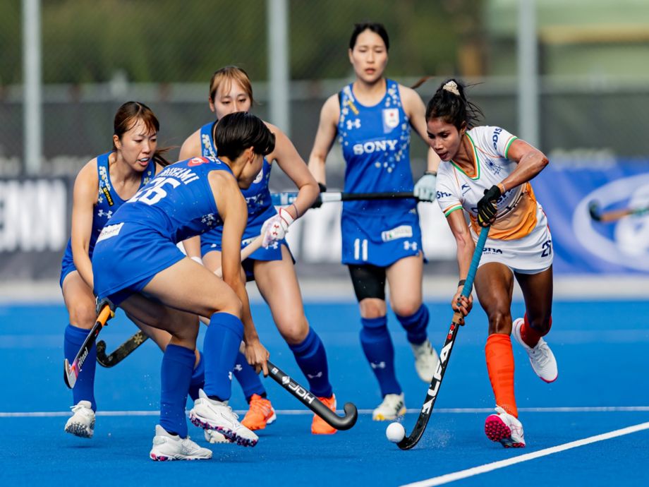 Indian Women's Hockey Team Secures Semi-Final Spot with Victory over ...