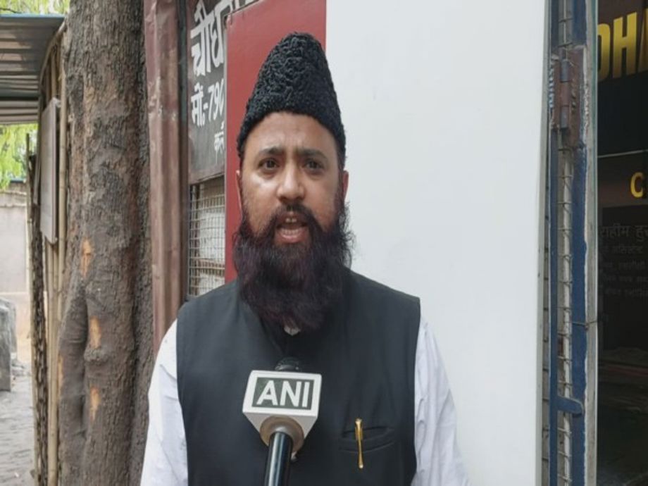 Controversial Cleric Arrested in Pakistan Sparks Public Debate | Law-Order