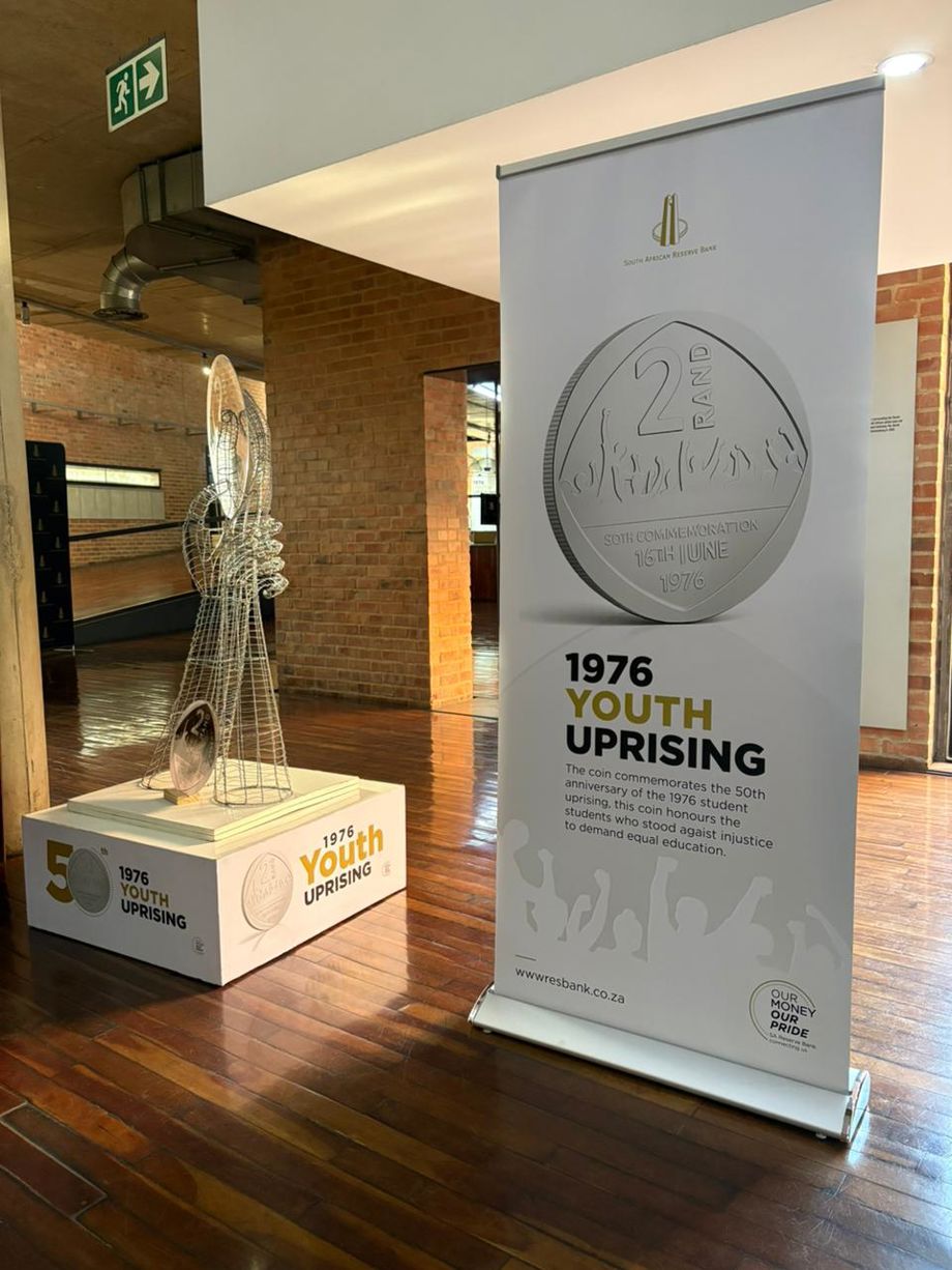 New R2 Coin Honours Legacy of 1976 Youth Uprising | Law-Order