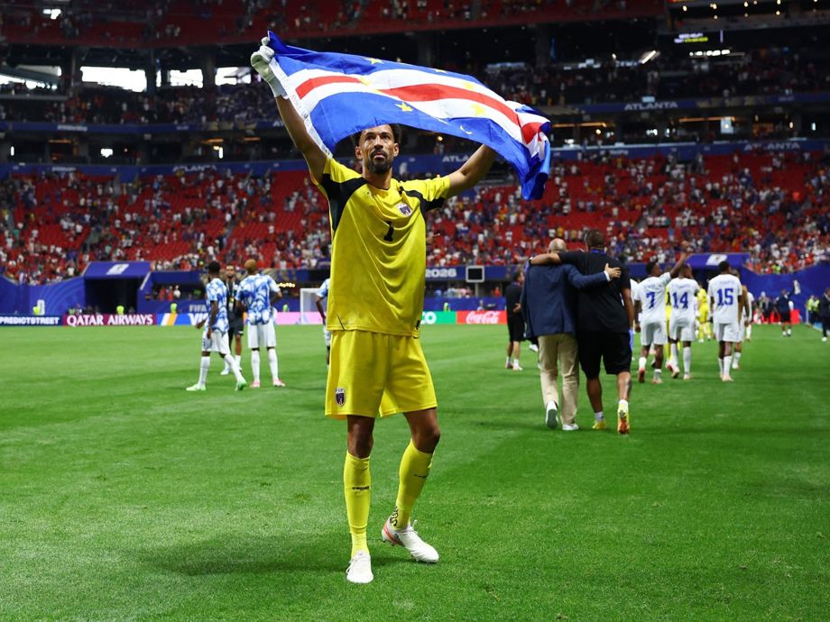 Soccer-Spain shock and Vozinha fame, but all still chill in camp Cape ...