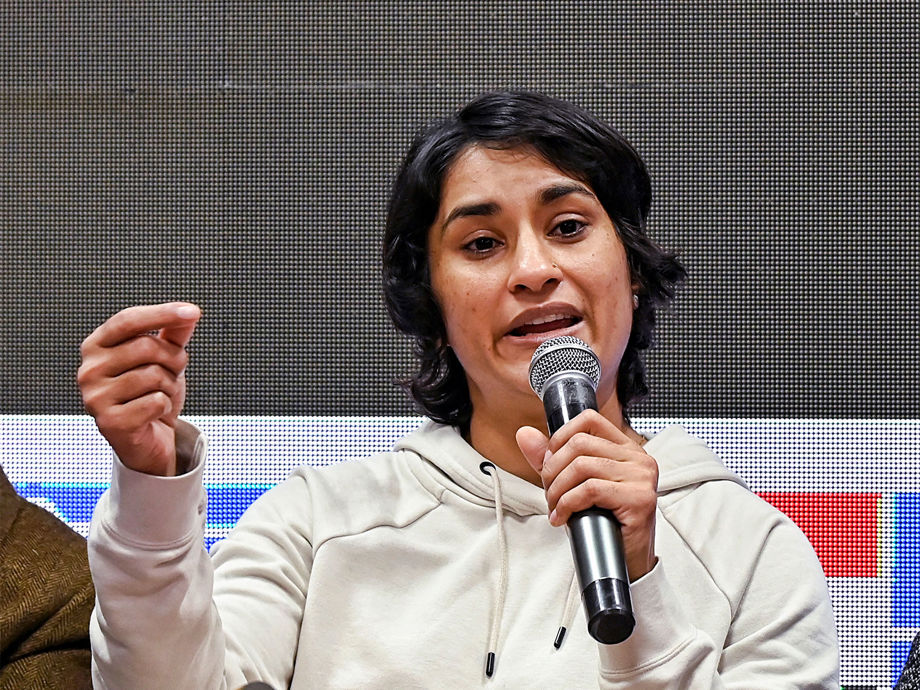 Supreme Court Permits Vinesh Phogat to Compete in 2026 Asian Games ...