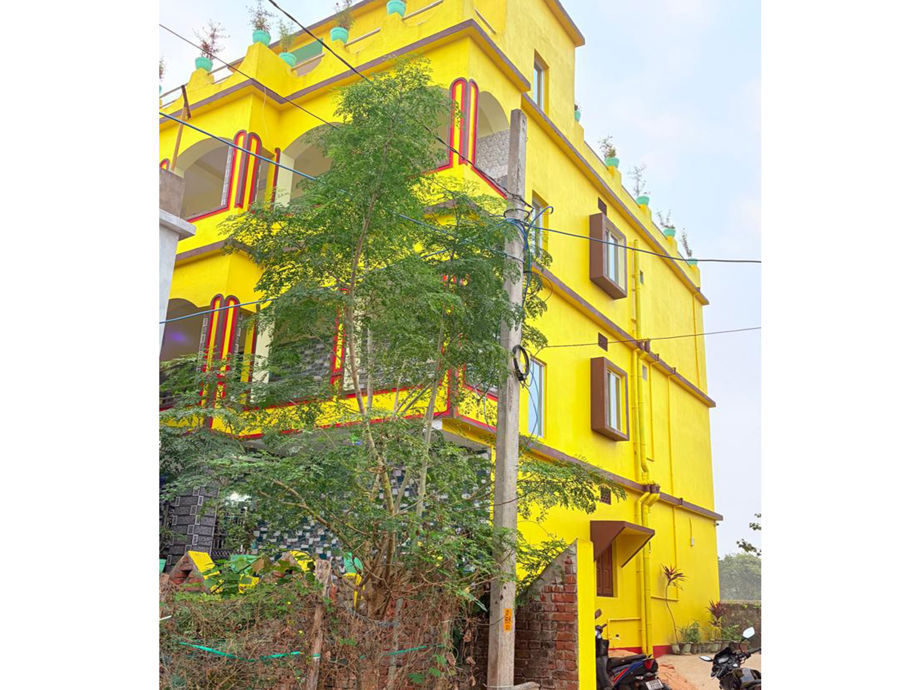 Odisha Officials Caught in Bribery Scandal | Law-Order