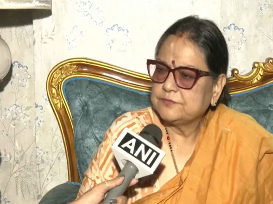 Political Optics: TMC's Ghosh Dastidar at BJP Platform | Politics