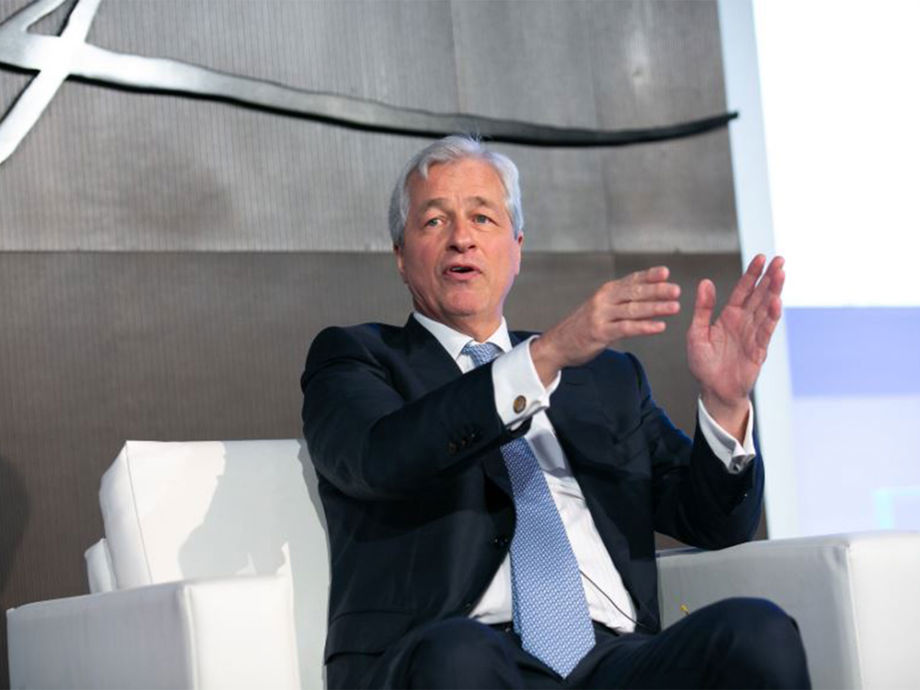 JP Morgan Chase Eyes $20 Billion Acquisition Amid Wall Street's AI Boom ...