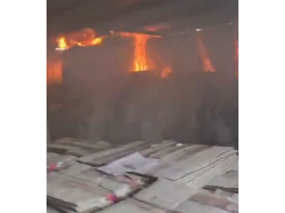 Fire Erupts in Ghaziabad Factory: Swift Response Averts Casualties ...