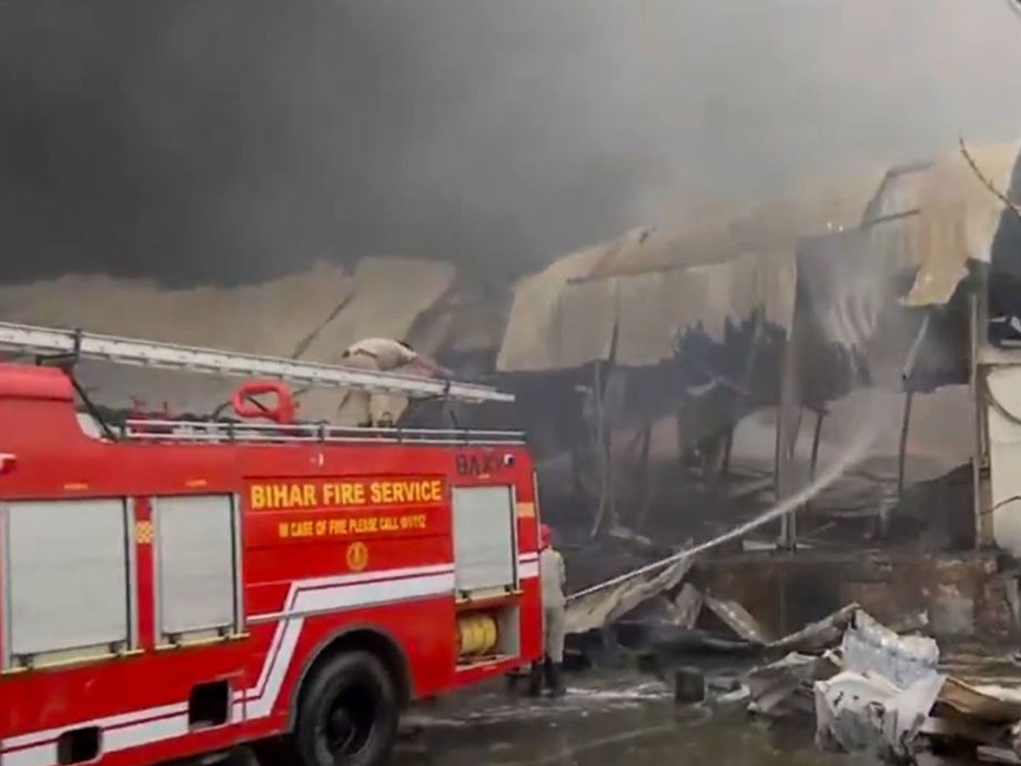 Swift Response Quells Patna Factory Fire | Headlines